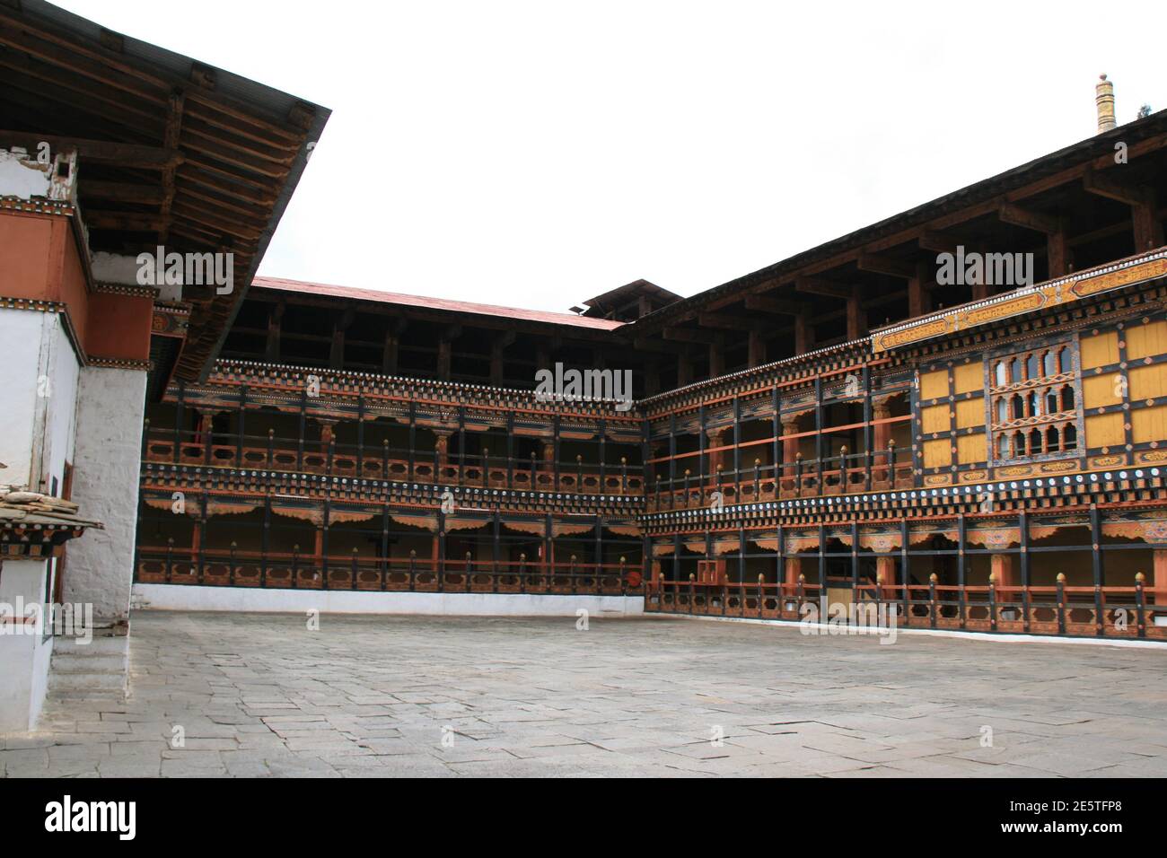 buddhist fortress (dzong) in paro (bhutan Stock Photo - Alamy