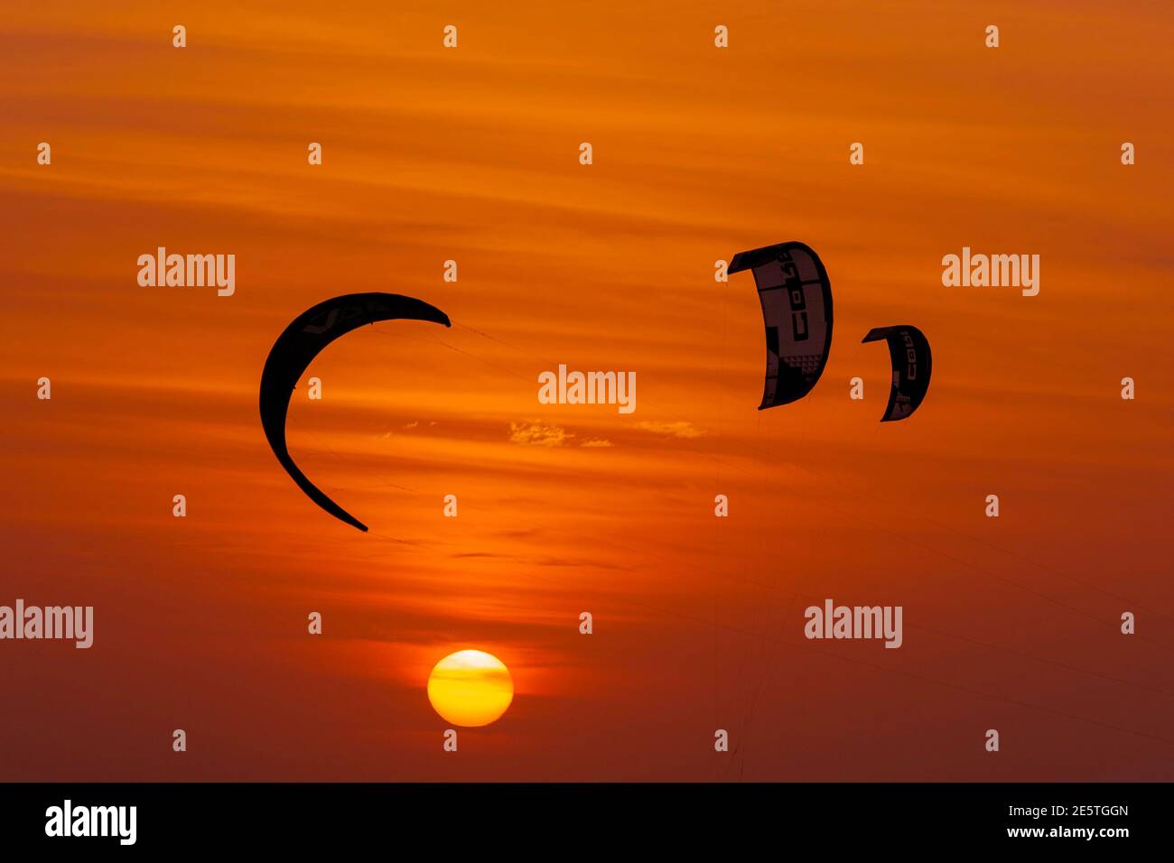 Surfing kite tulum hi-res stock photography and images - Alamy