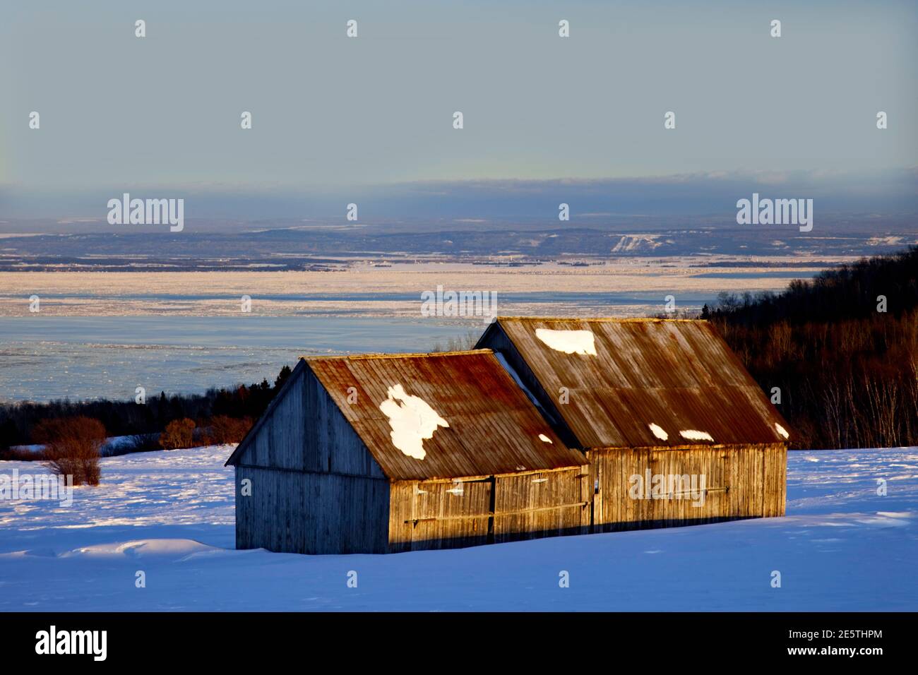 Barns quebec farms agriculture hi-res stock photography and images - Alamy