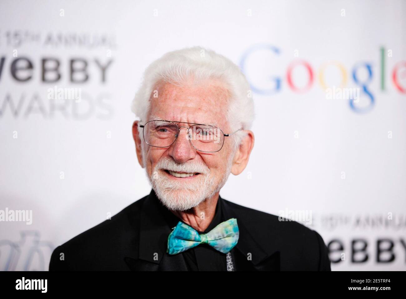 Martin cooper mobile phone hi-res stock photography and images - Alamy