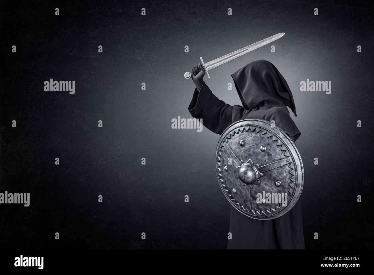 Figure with sword hi-res stock photography and images - Alamy