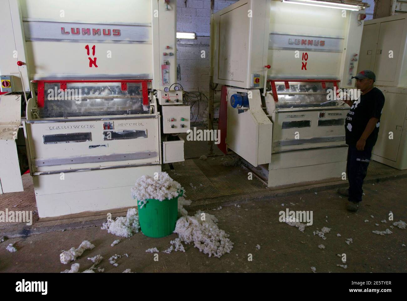 Cotton Ginning High Resolution Stock Photography and Images - Alamy