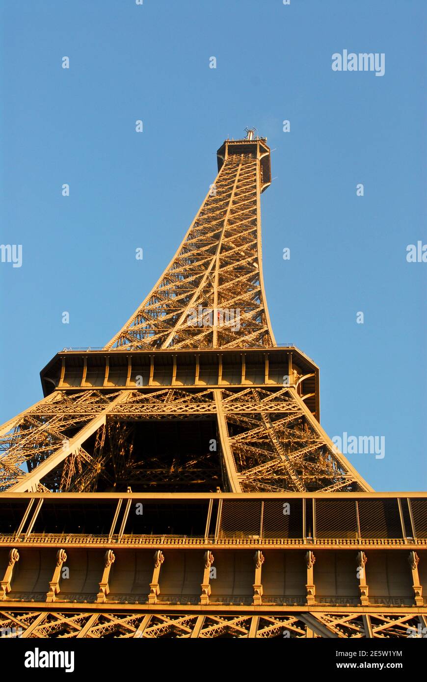 The eiffel tower tour champ de mars iconic landmark wrought iron hi-res stock photography and ...