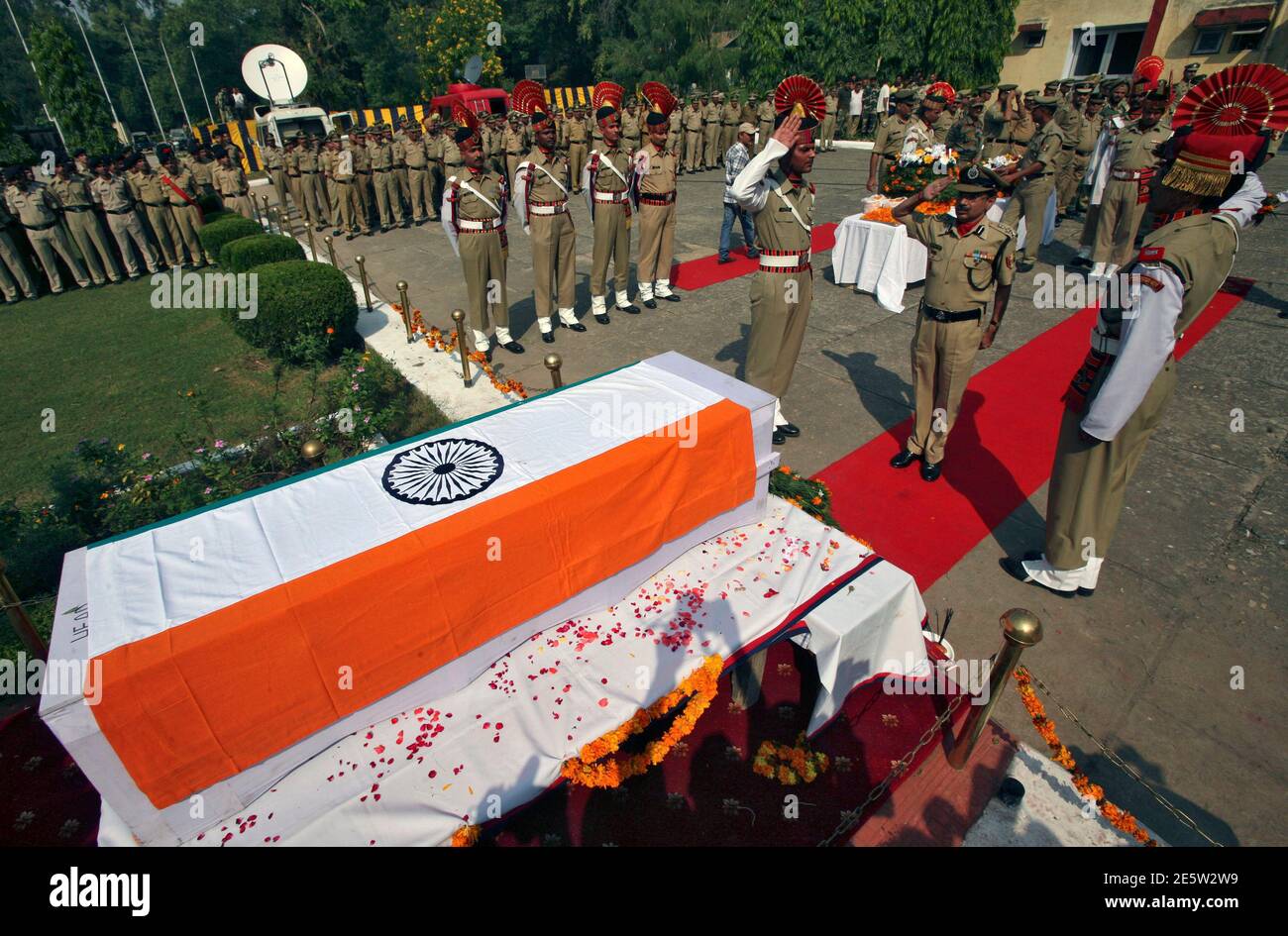 Indian soldier coffin hi-res stock photography and images - Alamy