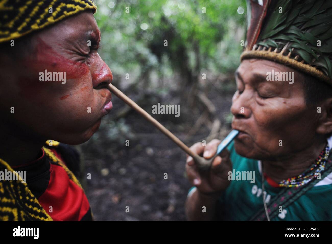 Uncontacted tribe hi-res stock photography and images - Alamy