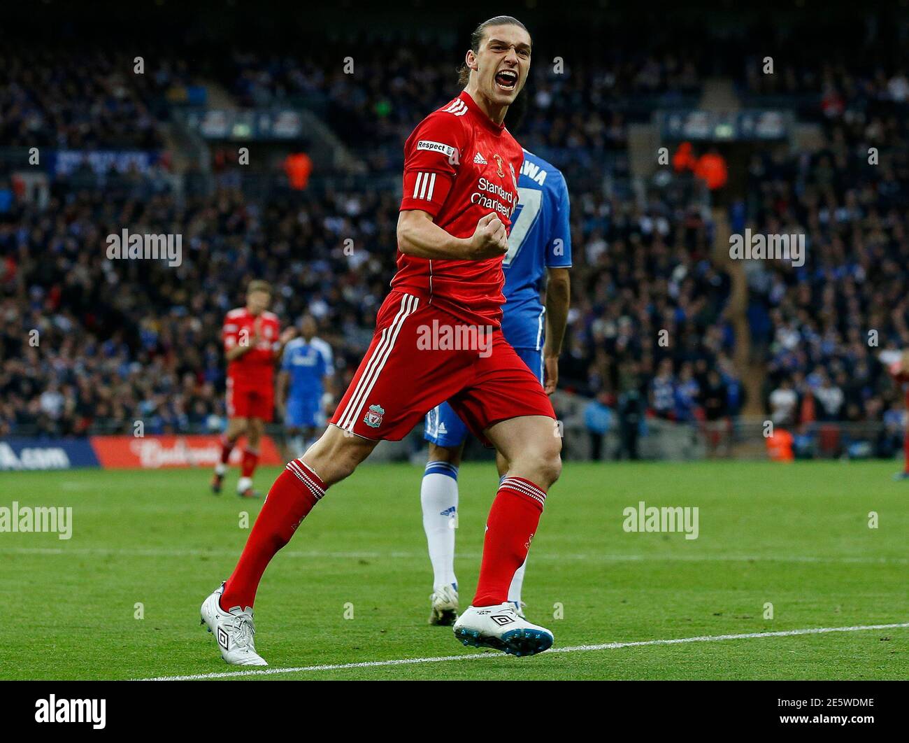 Andy carroll chelsea fa cup final hi-res stock photography and images ...