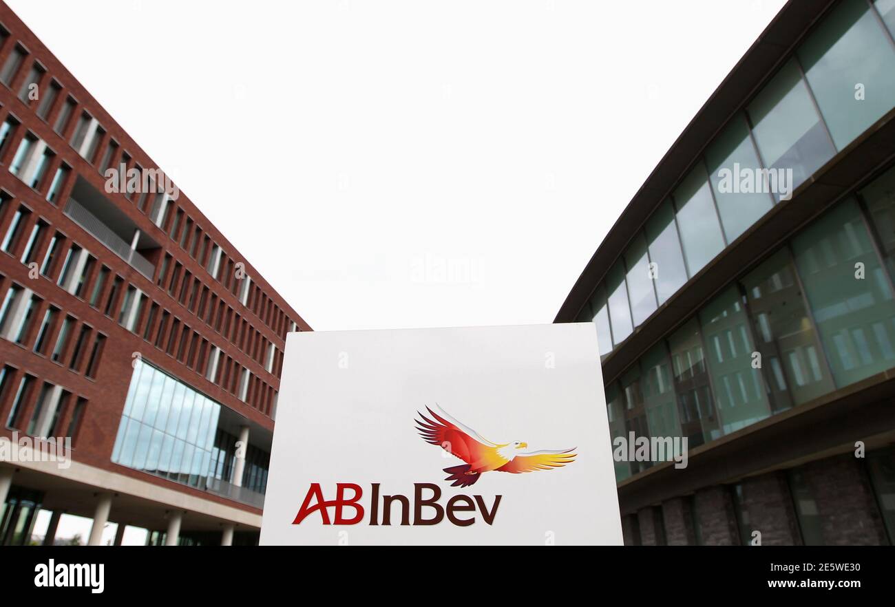 Abinbev logo hi-res stock photography and images - Alamy