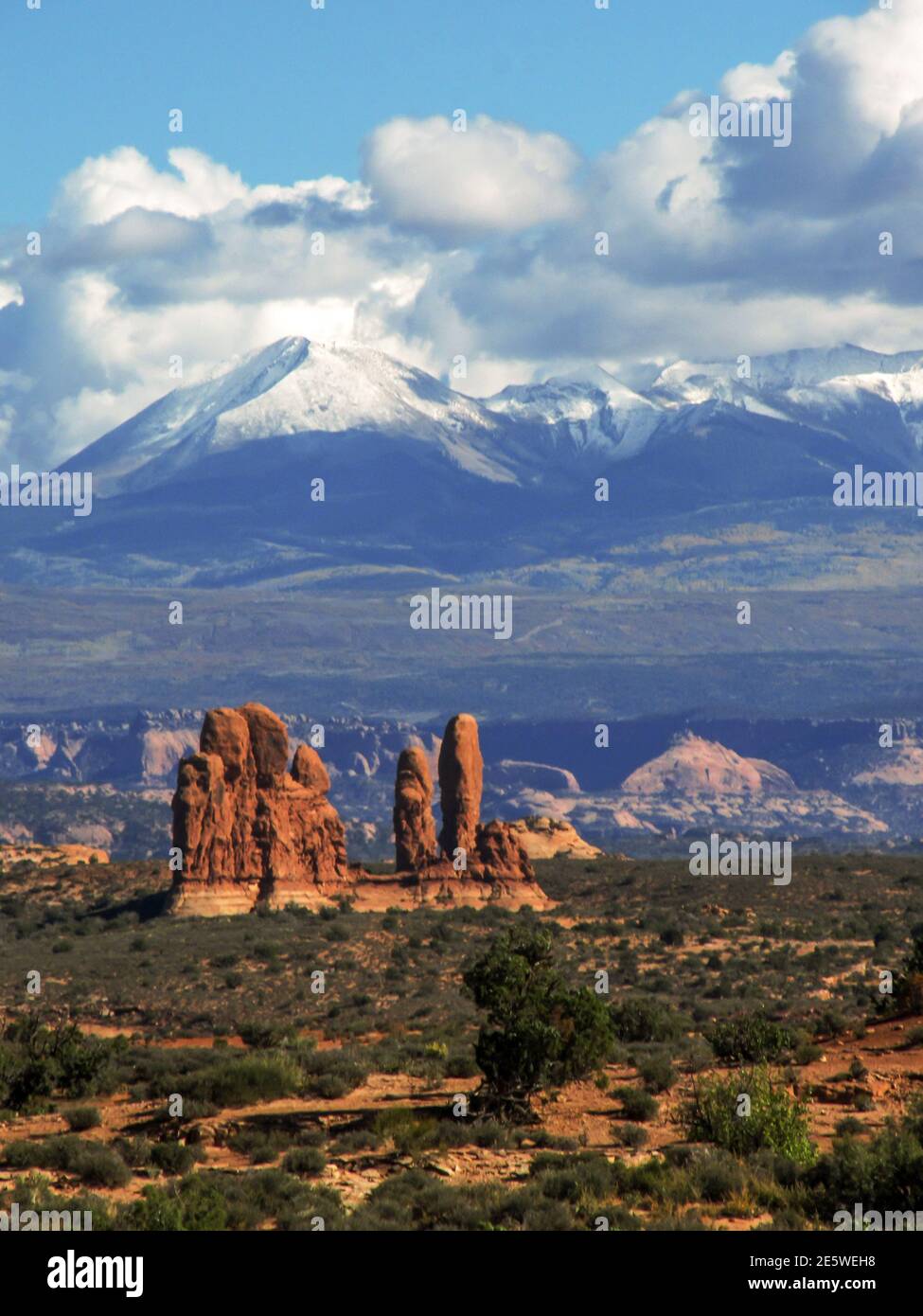 Sandstone spires hi-res stock photography and images - Alamy