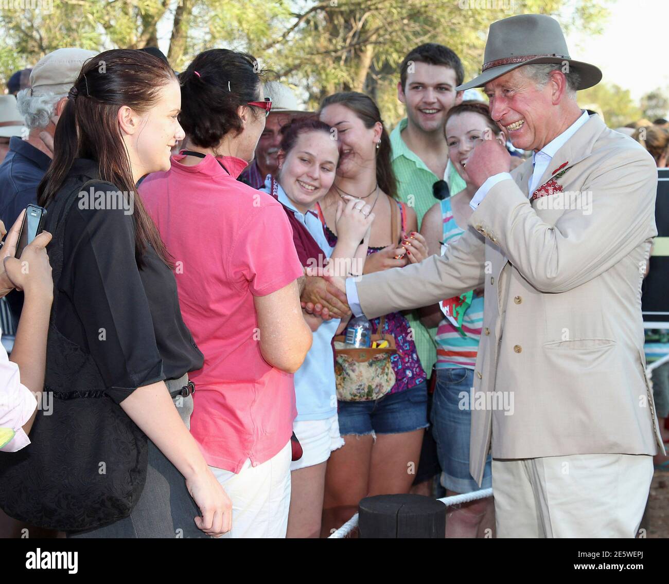 Queen elizabeth ii meets culture hi-res stock photography and images ...