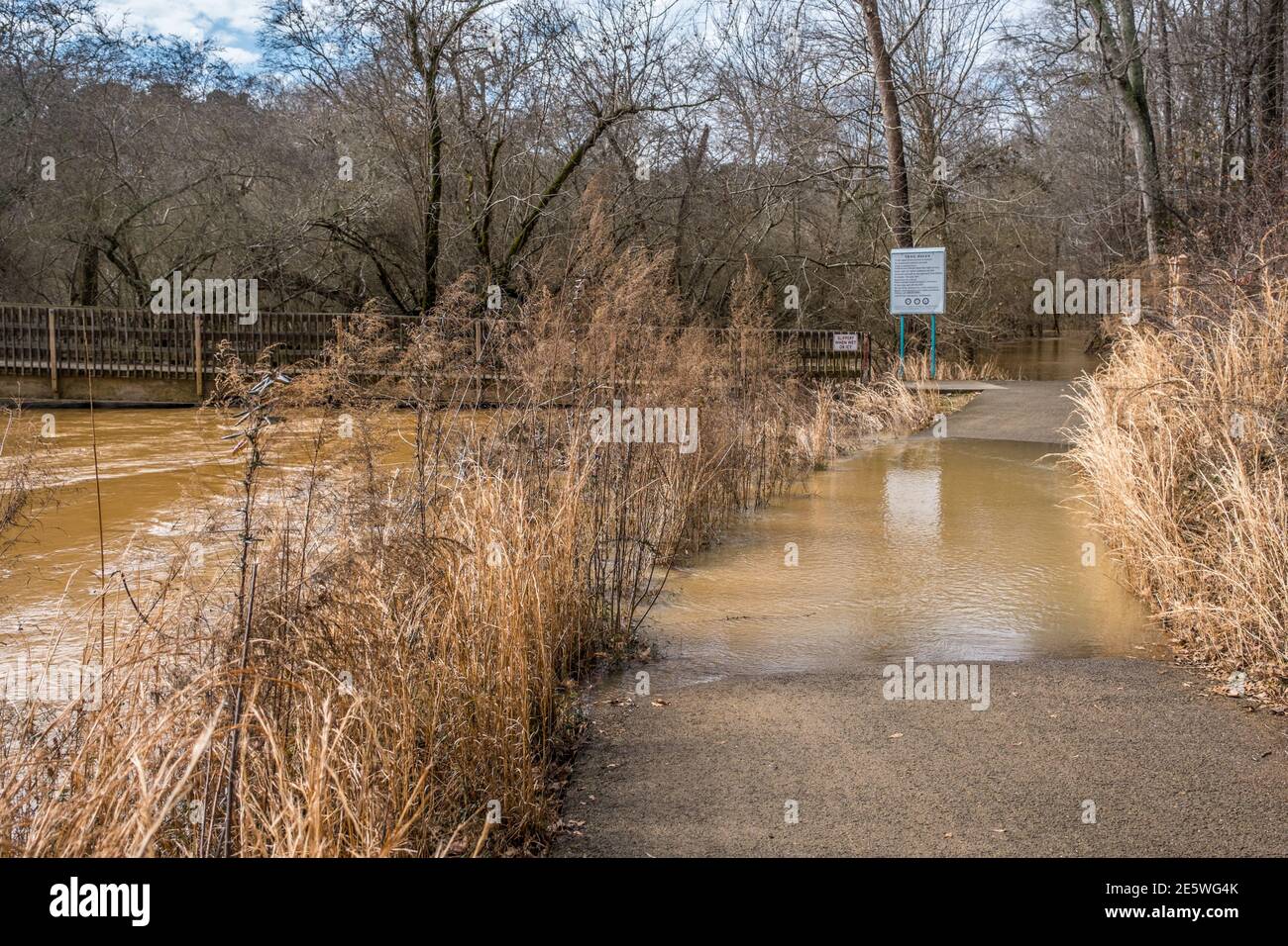 Trails blocked hi-res stock photography and images - Alamy