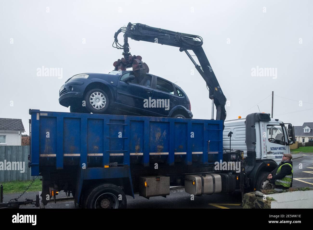 Crane Grabber Car High Resolution Stock Photography and Images - Alamy