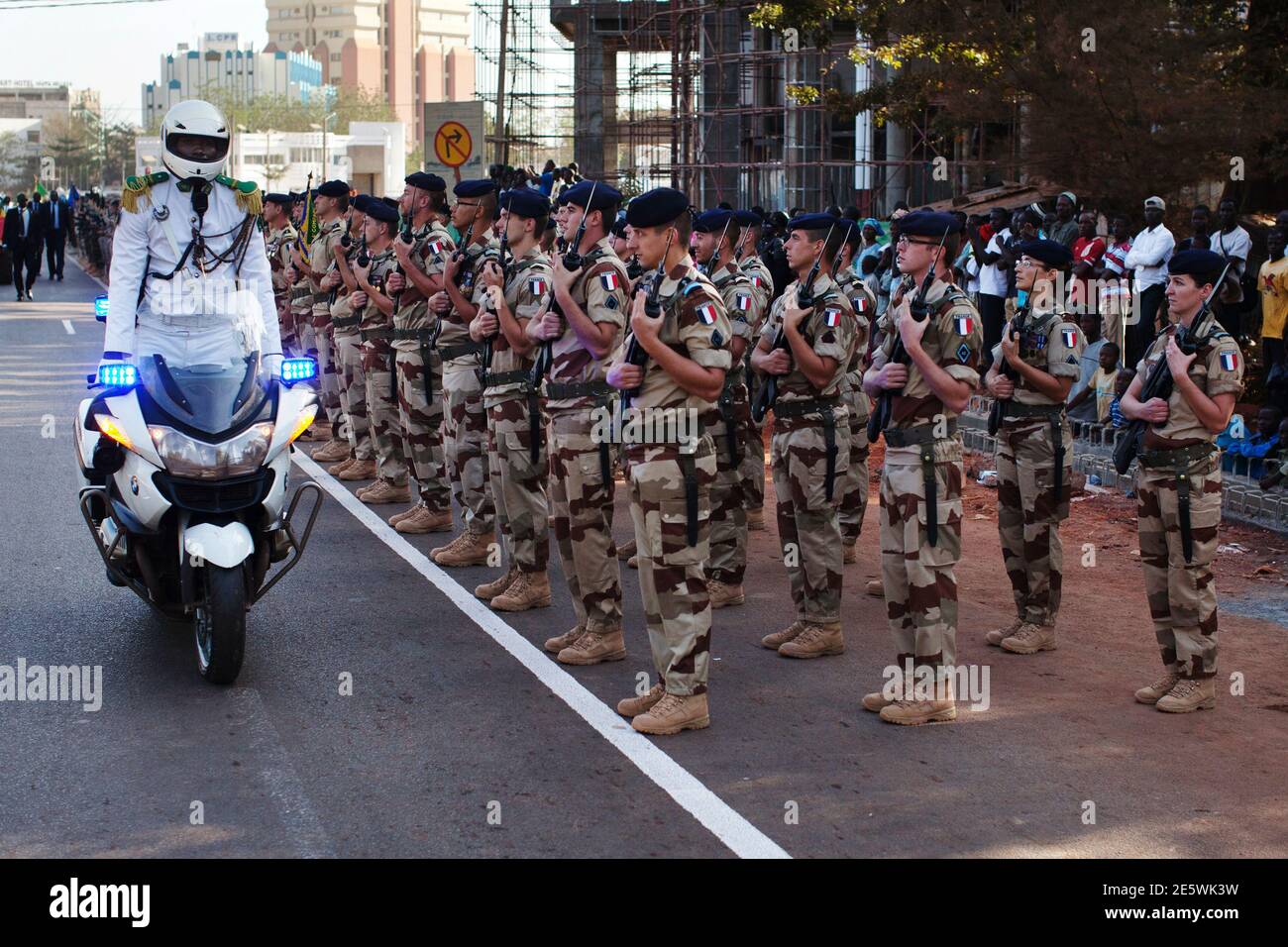 Malian armed forces hi-res stock photography and images - Alamy