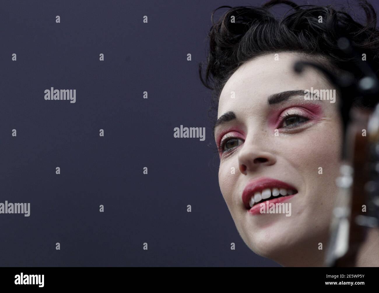 St Vincent Singer High Resolution Stock Photography and Images - Alamy