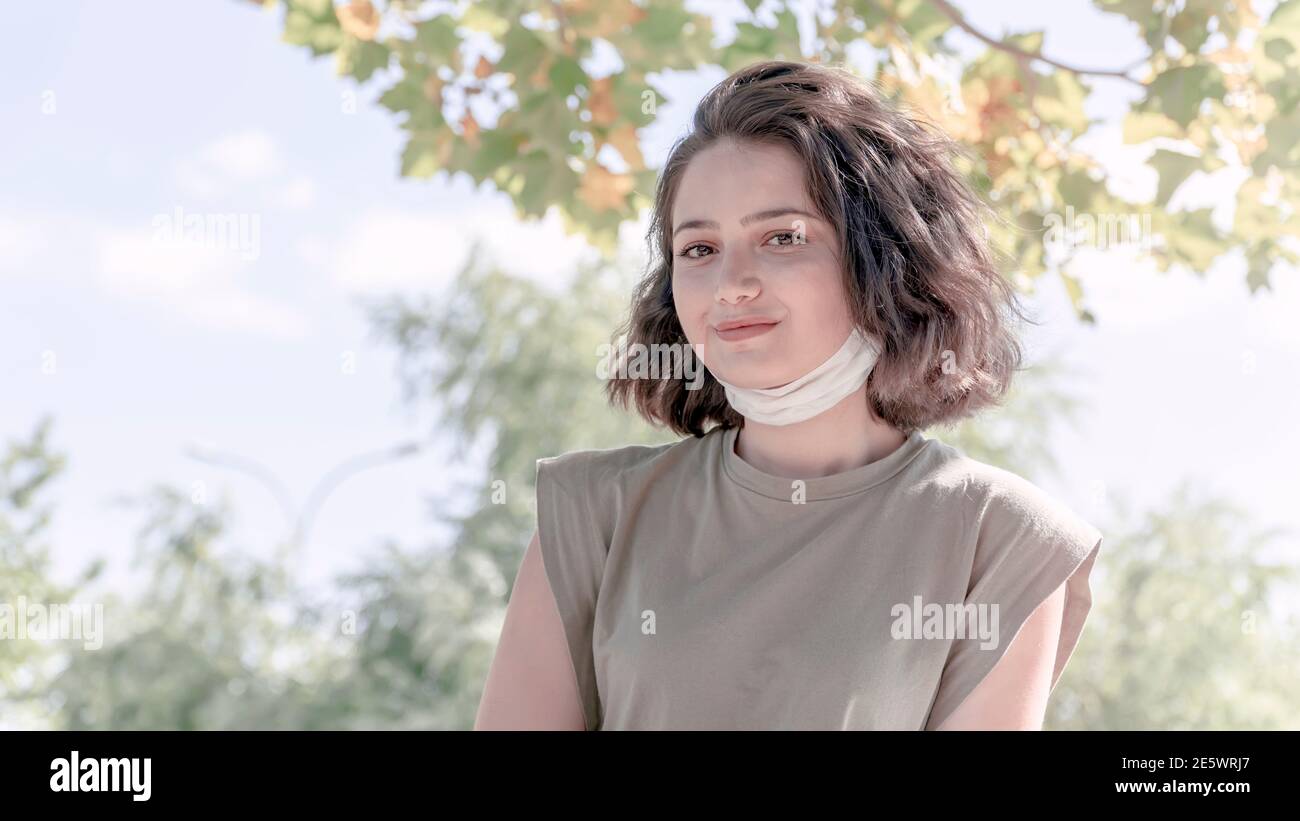 Wearing mask under chin hi-res stock photography and images - Alamy