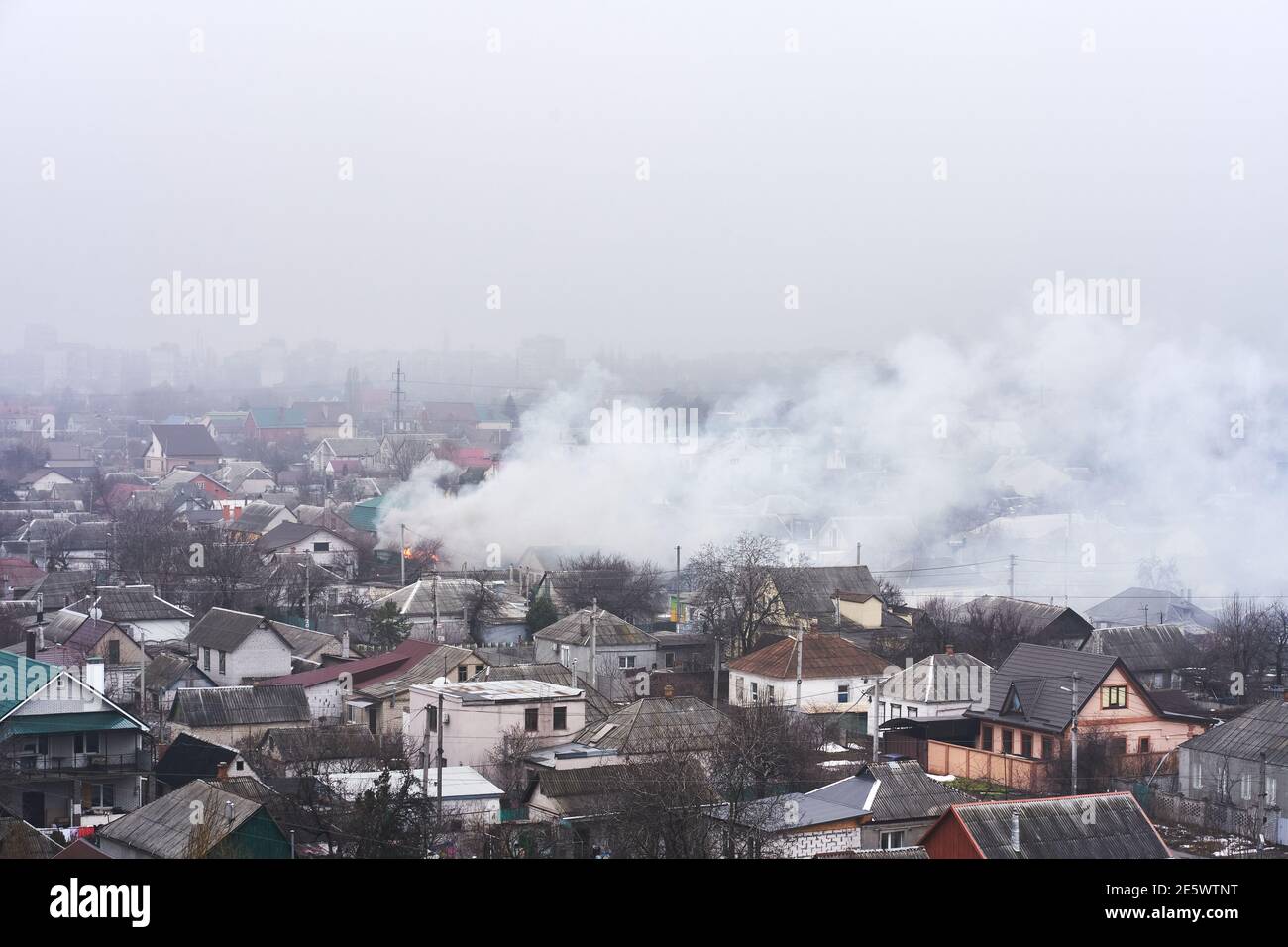 Aerial view house on fire hi-res stock photography and images - Alamy