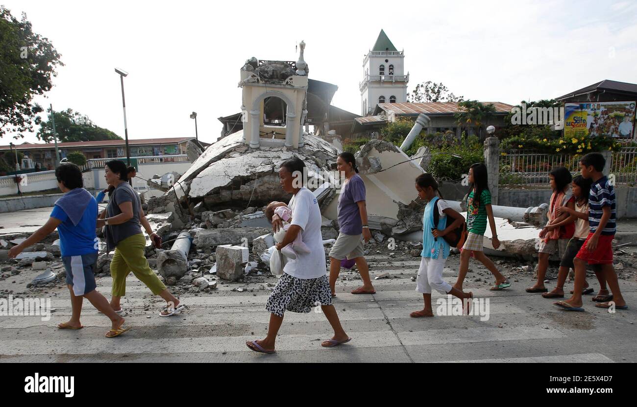 Bohol Earthquake 2013 High Resolution Stock Photography and Images - Alamy