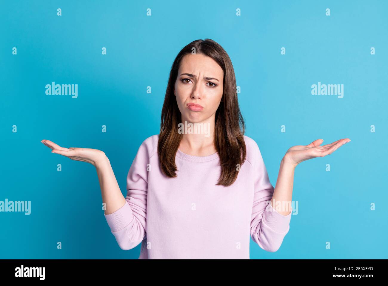 Family plane cry hi-res stock photography and images - Alamy