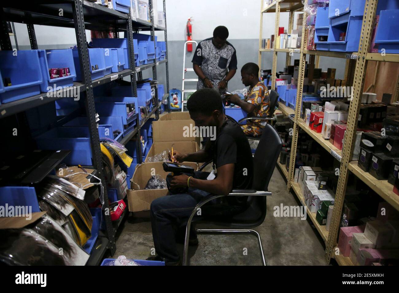 Konga hi-res stock photography and images - Alamy