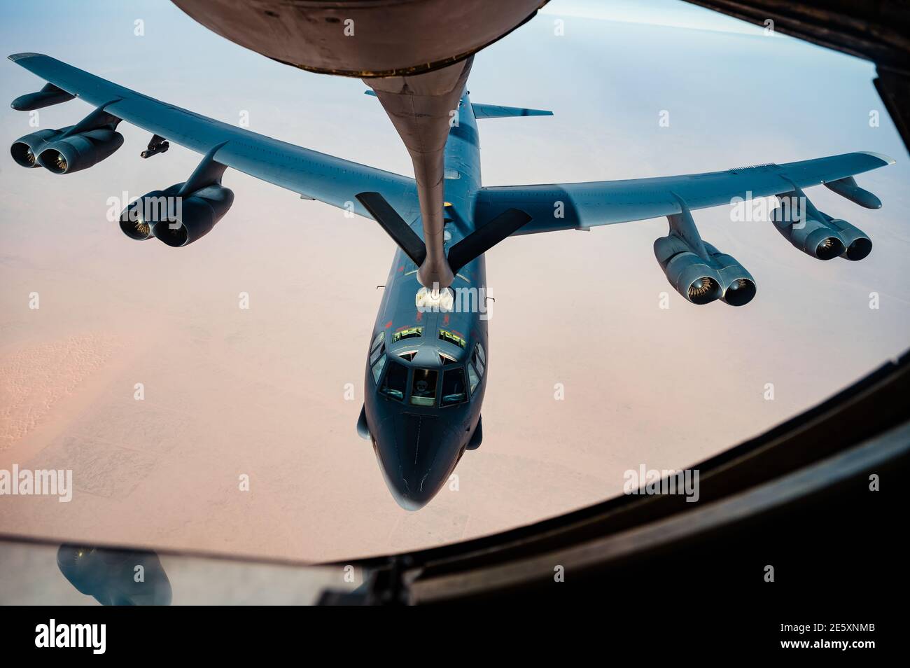 Aerial view down b 52 stratofortress hi-res stock photography and ...