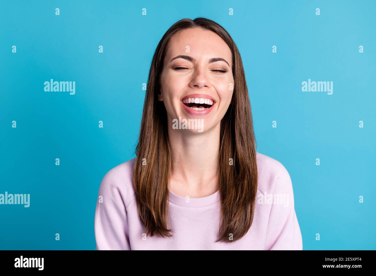 LOL. Closeup photo funny pretty lady straight hairdo listen boyfriend ...