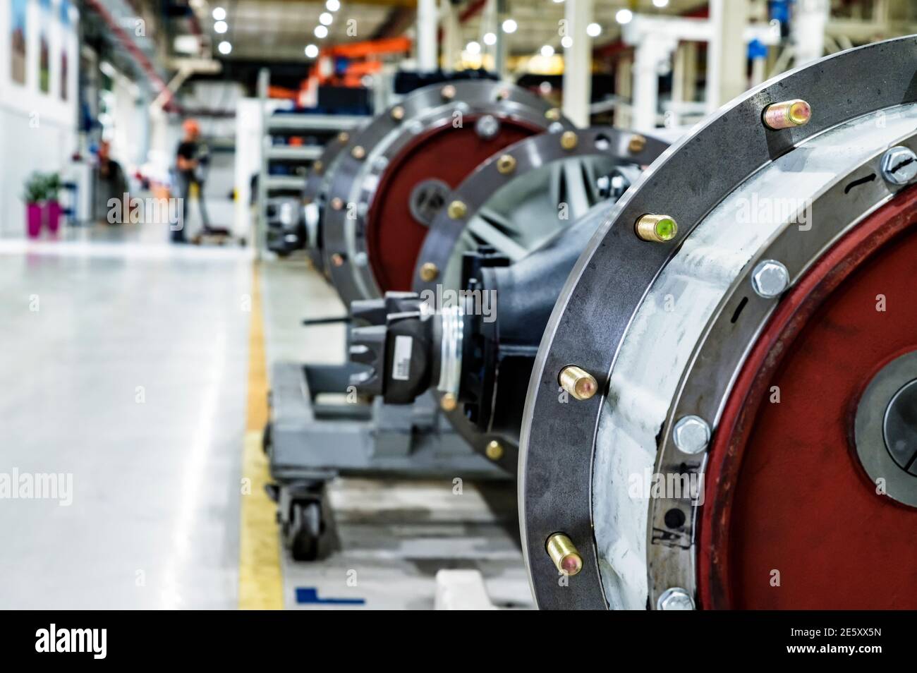 Assembly of axle and wheel hi-res stock photography and images - Alamy