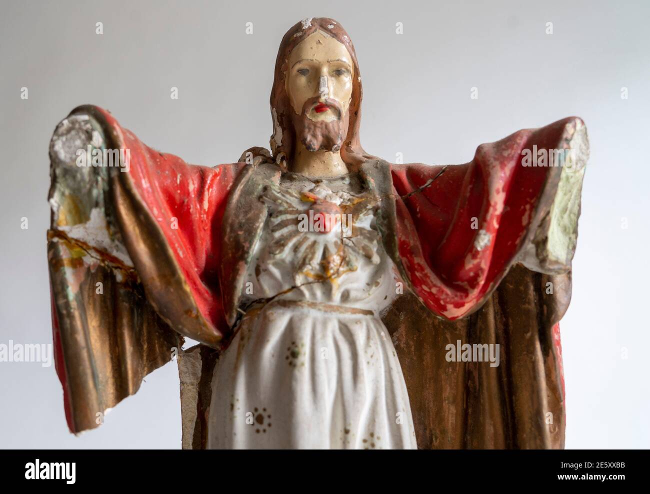 Antique Religious Iconographic statues and souvenirs Stock Photo - Alamy