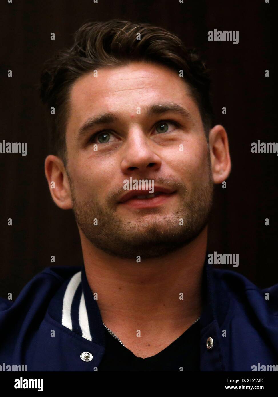 American professional boxer hi-res stock photography and images - Alamy