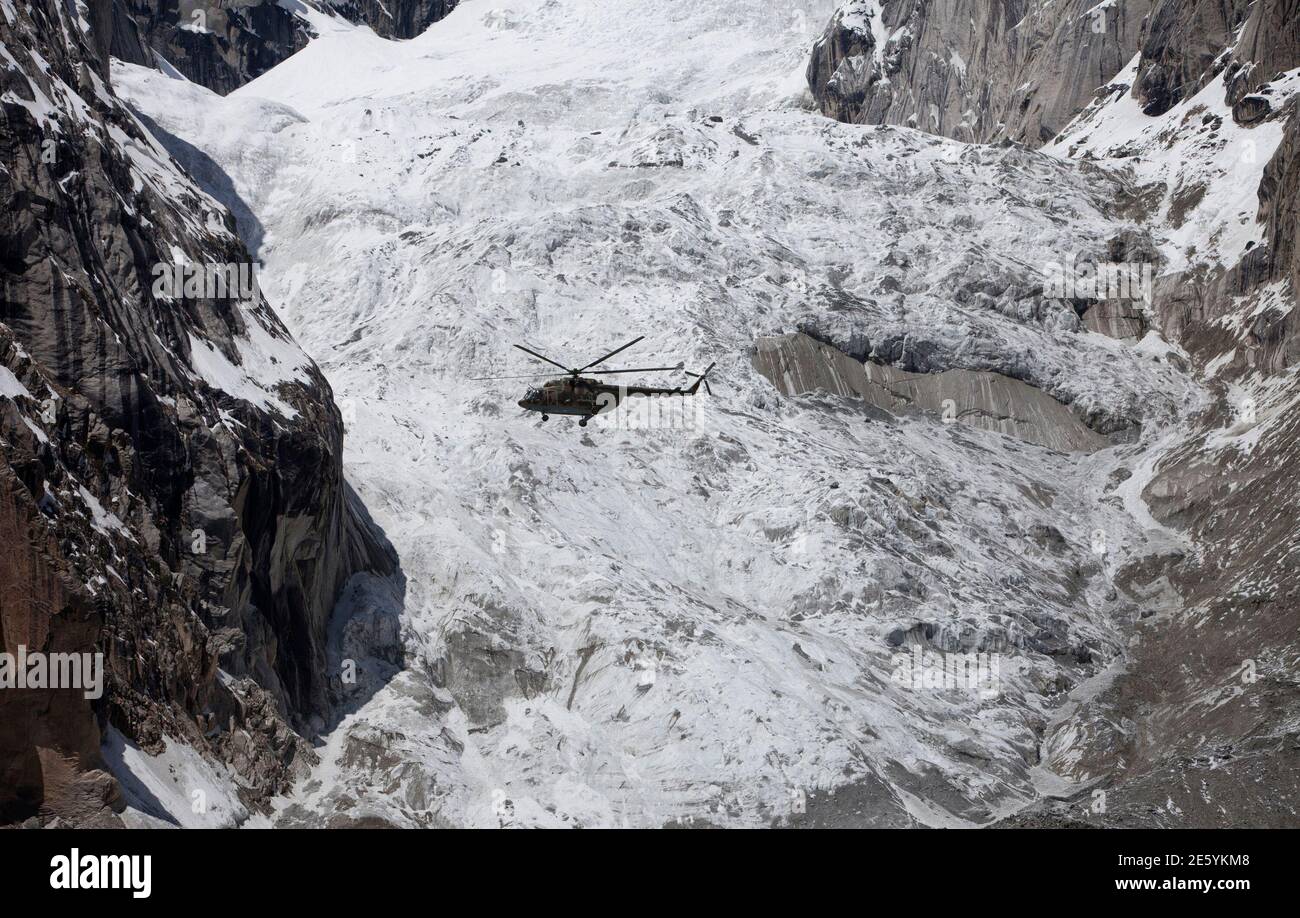 India siachen border hi-res stock photography and images - Alamy