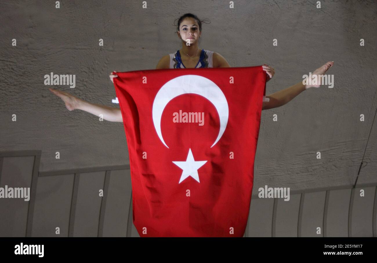 First olympic flag hi-res stock photography and images - Alamy