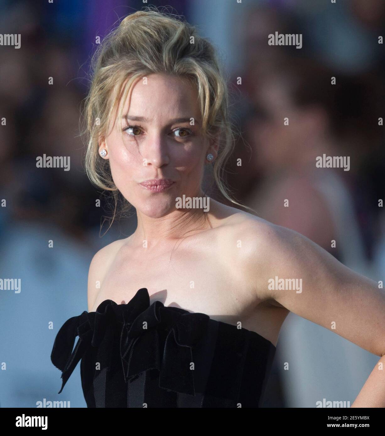 Piper perabo during hi-res stock photography and images - Alamy