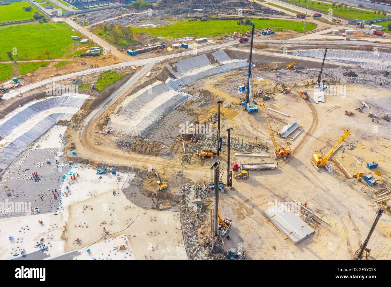 Equipment for installing piles in ground, heavy machines for driving ...