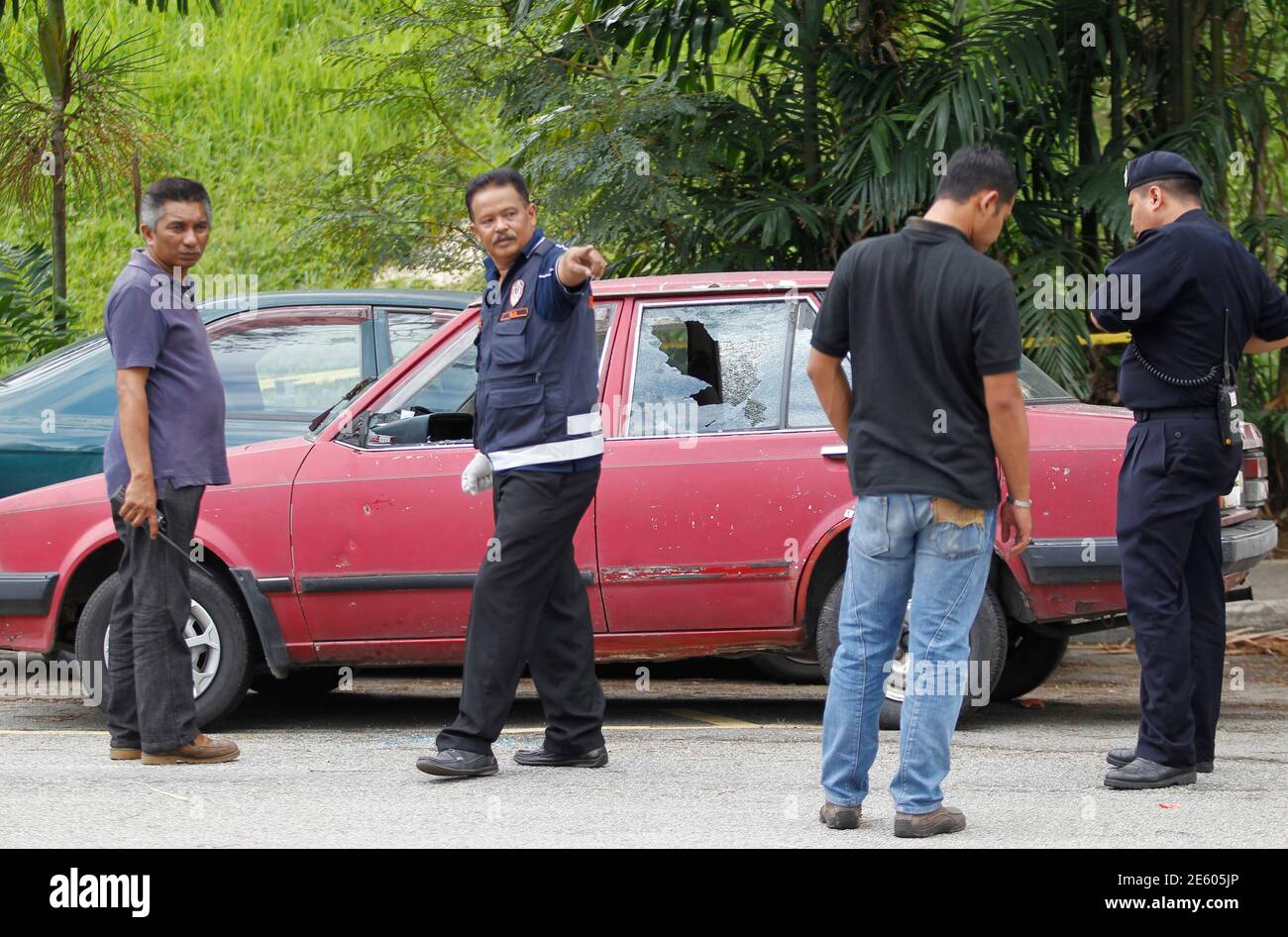 Three explosives charges hi-res stock photography and images - Alamy