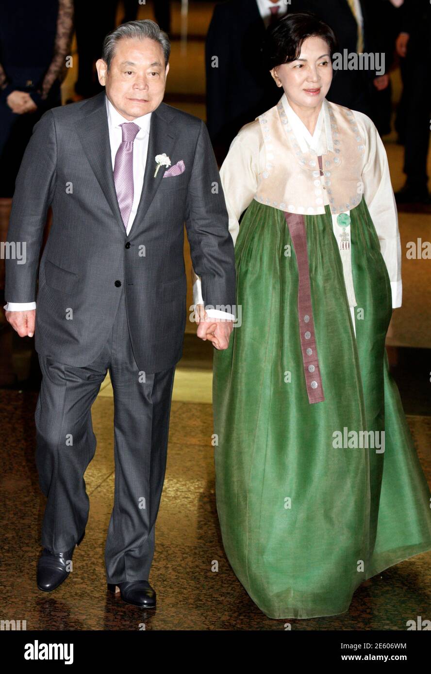 Ra hee hi-res stock photography and images - Alamy