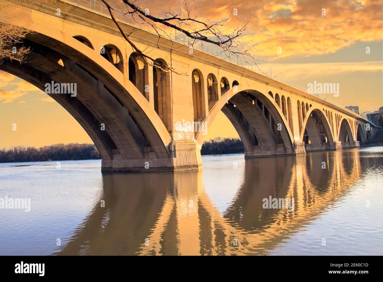 Key bridge over potomac river hi-res stock photography and images - Alamy