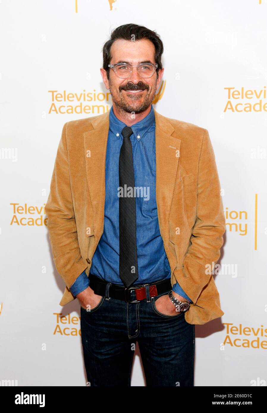 Modern Family Tv Series High Resolution Stock Photography and Images ...