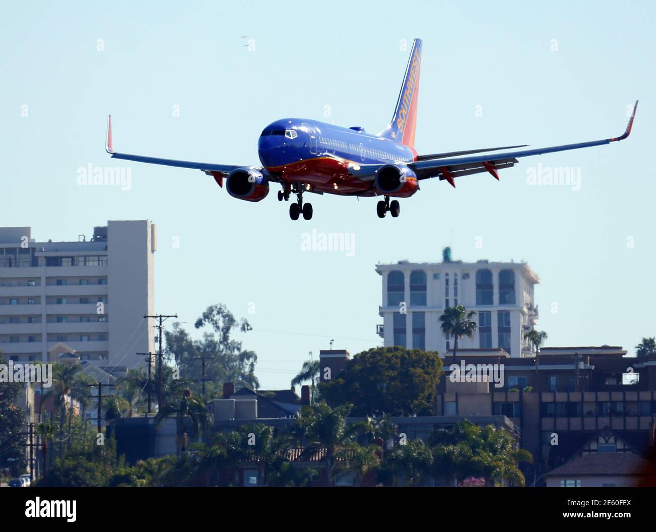 Overdue aircraft hi-res stock photography and images - Alamy