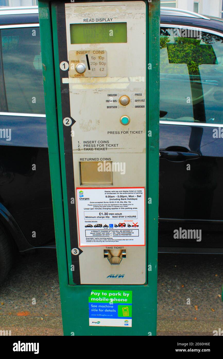 Ticket Payment Machine High Resolution Stock Photography and Images - Alamy