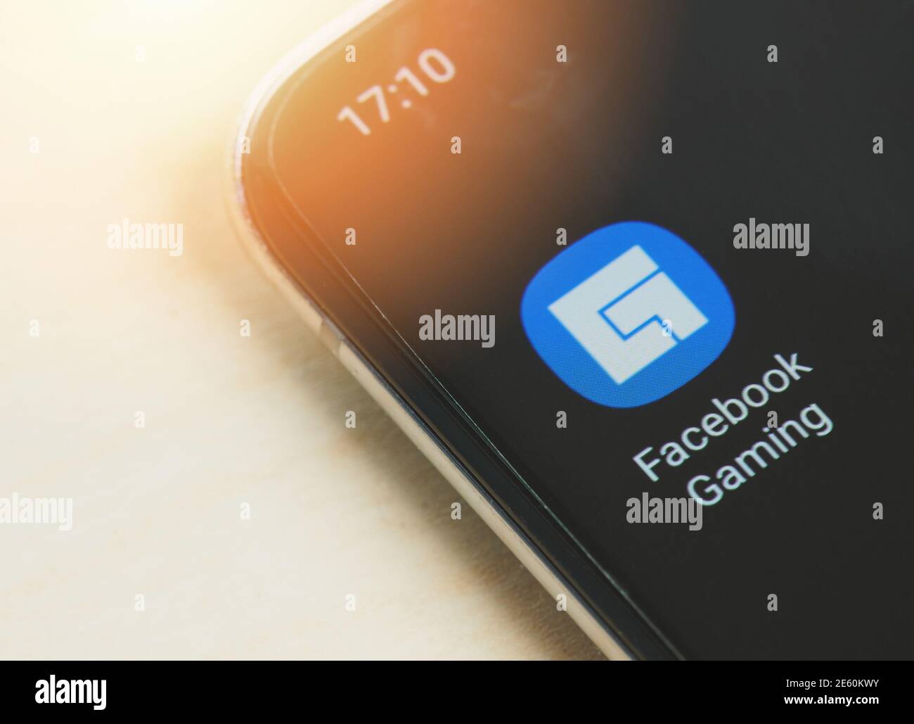 Facebook gaming logo hi-res stock photography and images - Alamy