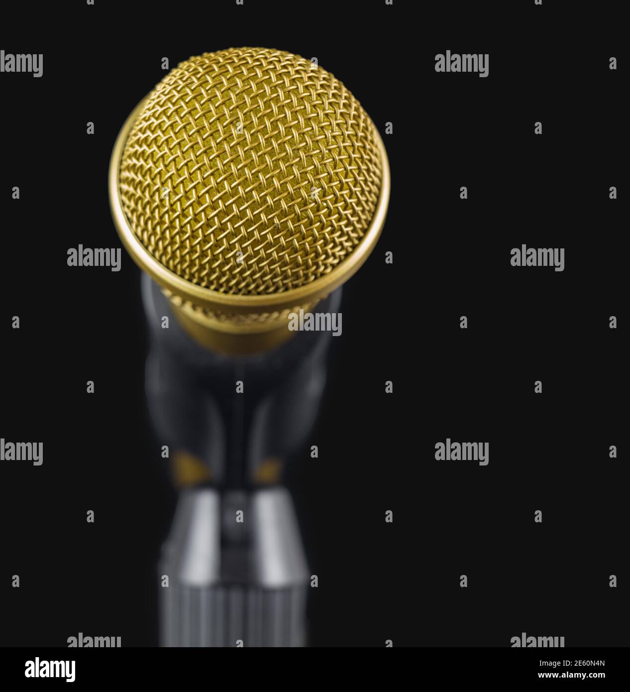 Gold microphone hi-res stock photography and images - Alamy
