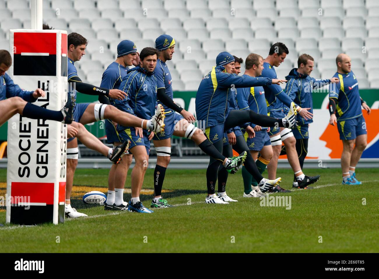 Australian rugby team captains run 2012 hi-res stock photography and ...