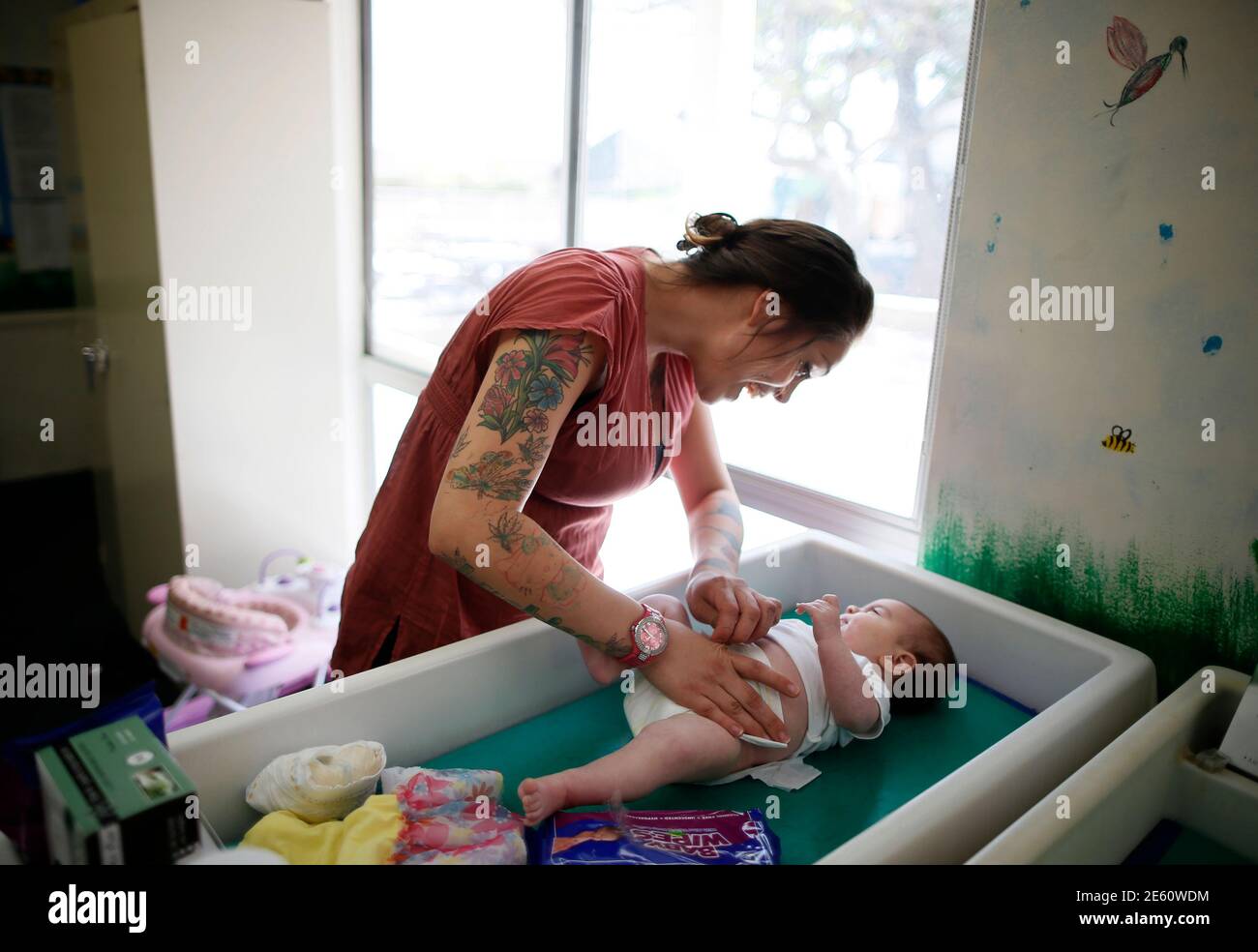 Women's prison california hi-res stock photography and images - Alamy