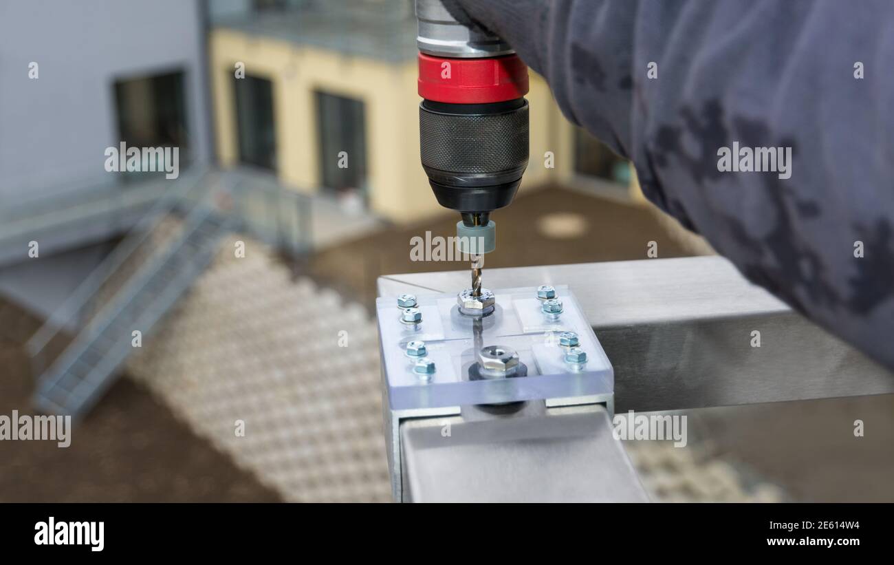 Stainless steel balcony railing hi-res stock photography and images - Alamy