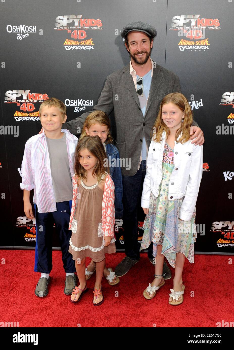 Noah wyle and guests spy kids hi-res stock photography and images - Alamy