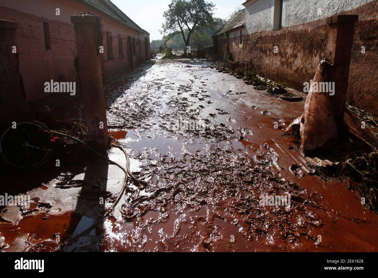 Sludge house hi-res stock photography and images - Alamy
