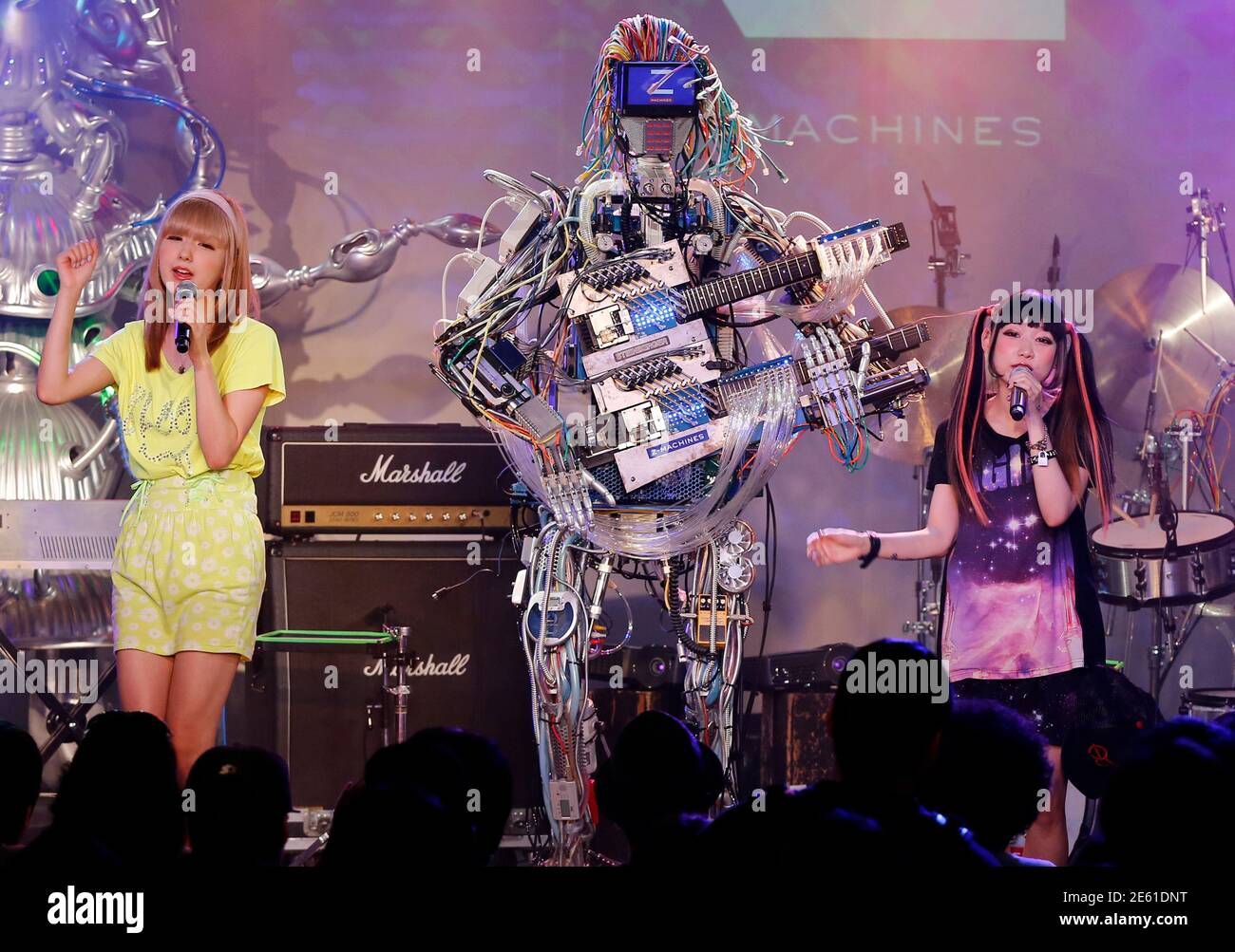 Mach z hi-res stock photography and images - Alamy