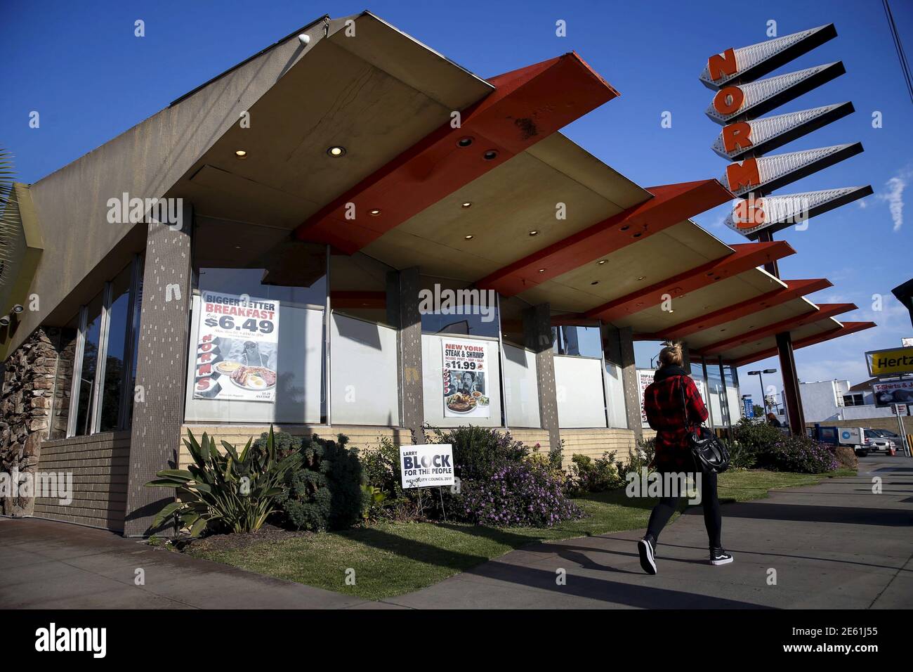 Googie architecture hi-res stock photography and images - Alamy
