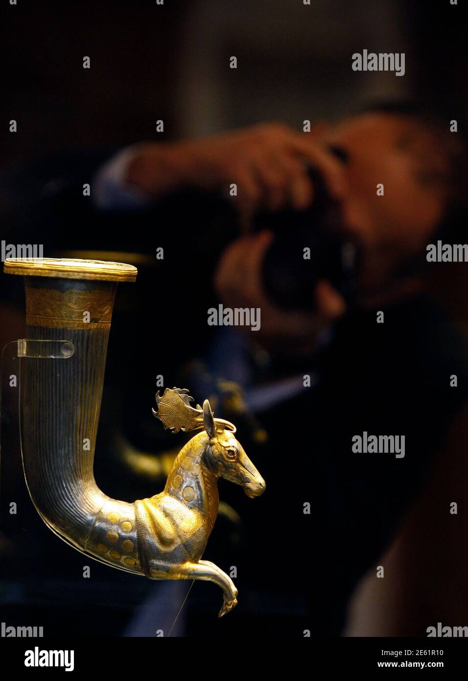 Silver rhyton hi-res stock photography and images - Alamy