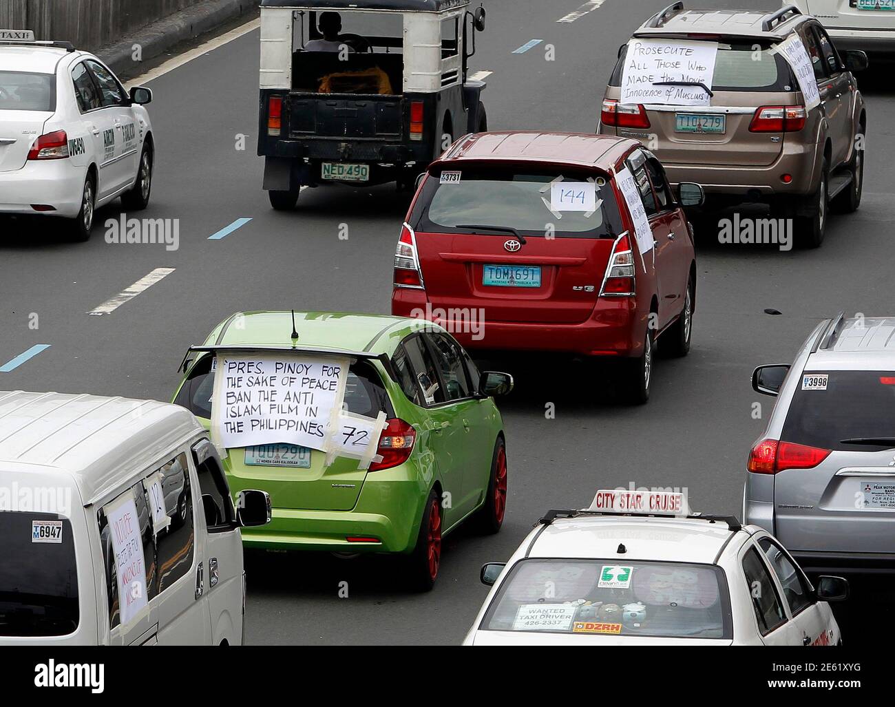 Filipino demonstrations hi-res stock photography and images - Alamy