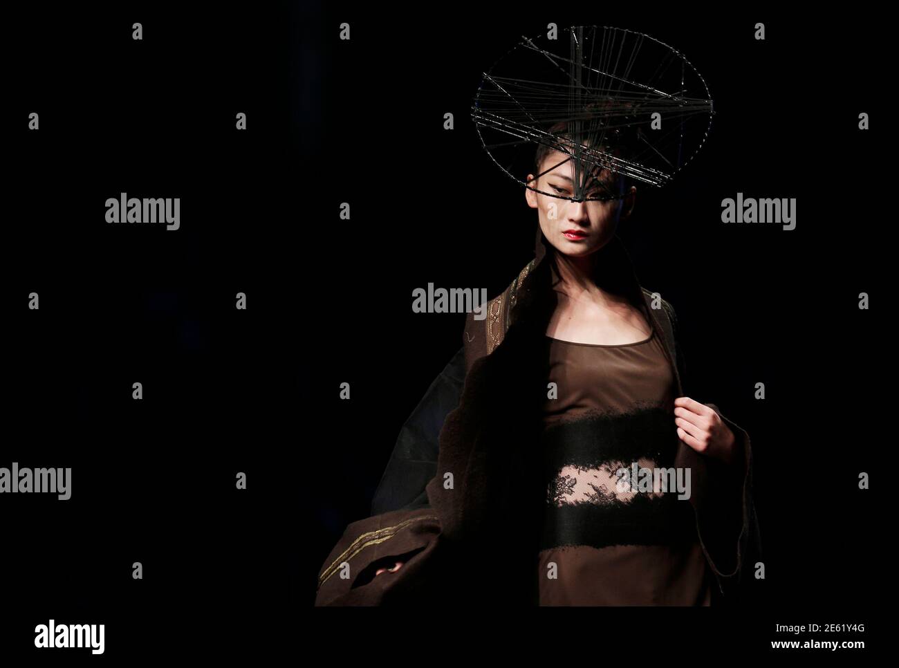 Asia fashion hi-res stock photography and images - Alamy