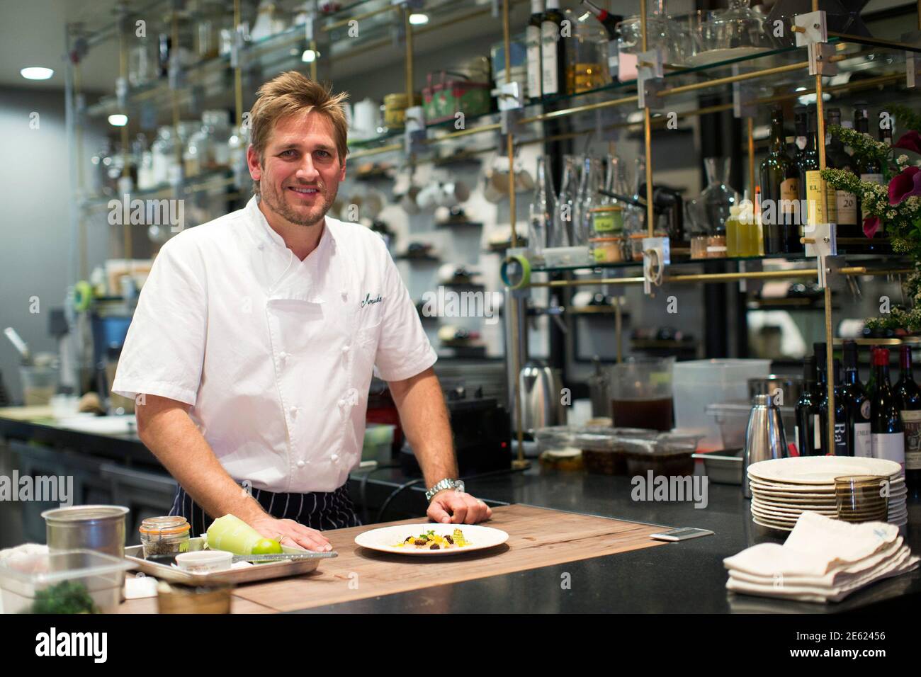 Australian chef hi-res stock photography and images - Alamy